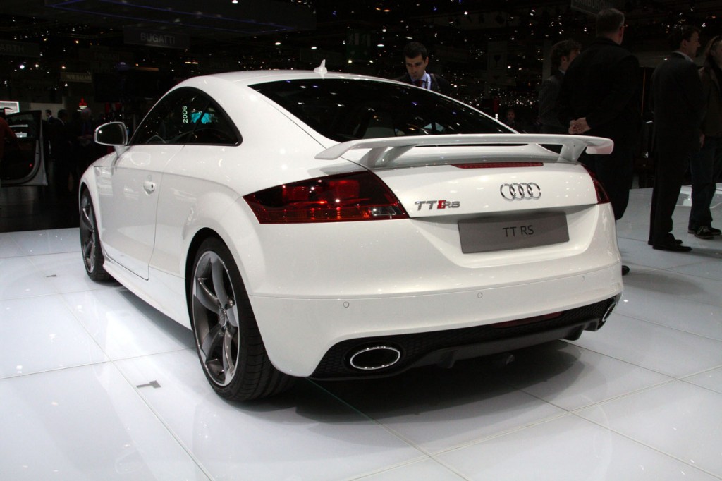 audi-tt-rs-rear-side : Automotive Addicts
