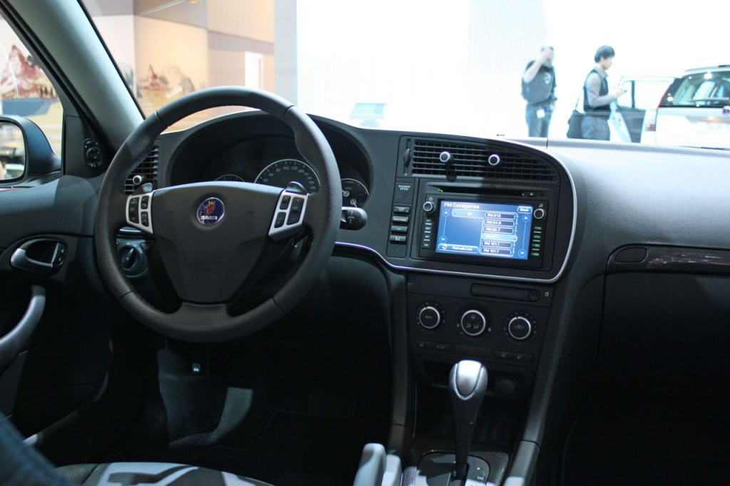 saab-9-3x-dash : Automotive Addicts