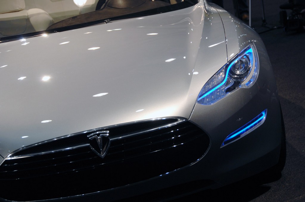 Tesla Model S – It’s Alive! Official Images : Automotive Addicts