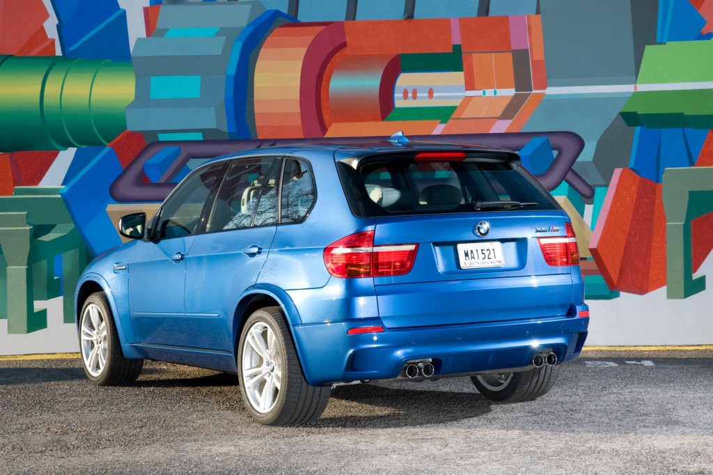 bmw-x5m-rear : Automotive Addicts