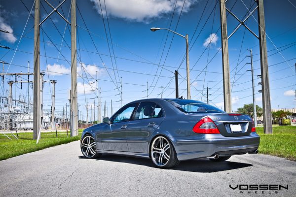 Mercedes-Benz E550 Riding On 20 inch Vossen VVS085 Wheels : Automotive ...
