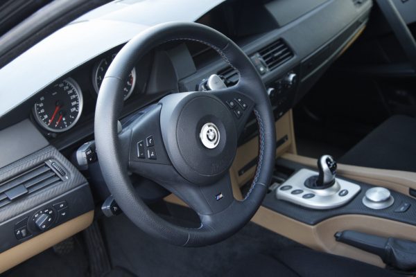 BMW Presents One-Off M5 CSL : Automotive Addicts