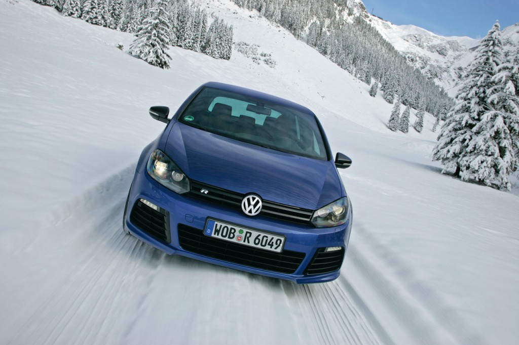 2011 Volkswagen Golf R Preview & Updates : Automotive Addicts