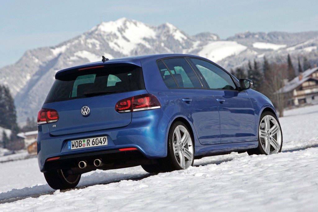 2011 Volkswagen Golf R Preview & Updates : Automotive Addicts