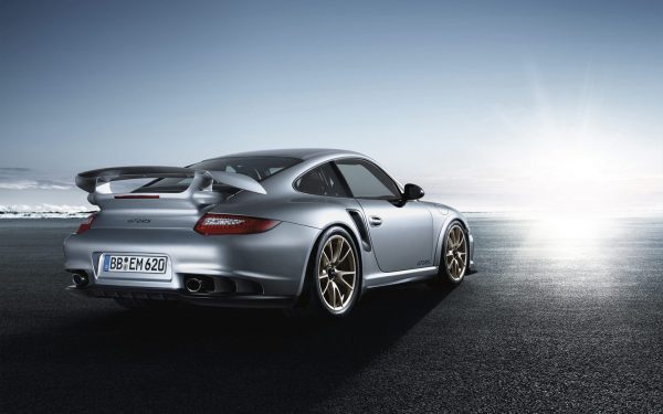 Porsche 911 GT2 RS Official Details Released w/ Images & Video ...