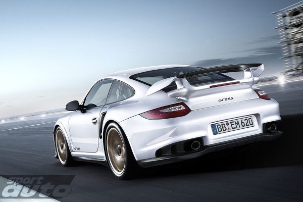 Porsche 911 GT2 RS Official Details Released w/ Images & Video ...