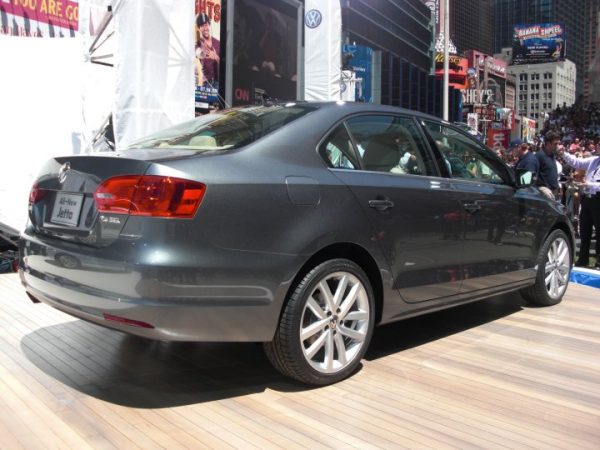 2011 Volkswagen Jetta Official Details Revealed – Starting at $16,000 ...