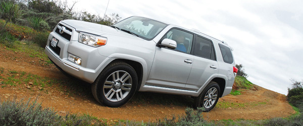 2011Toyota4RunnerPanLeftUpTrail001sm-600 : Automotive Addicts