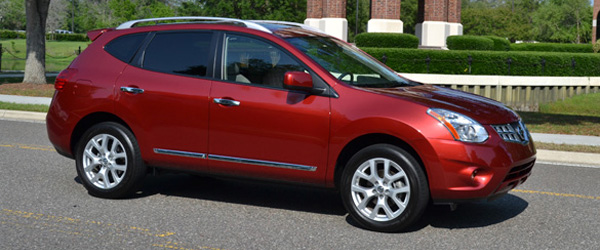 2011-nissan-rogue-sl-600 : Automotive Addicts
