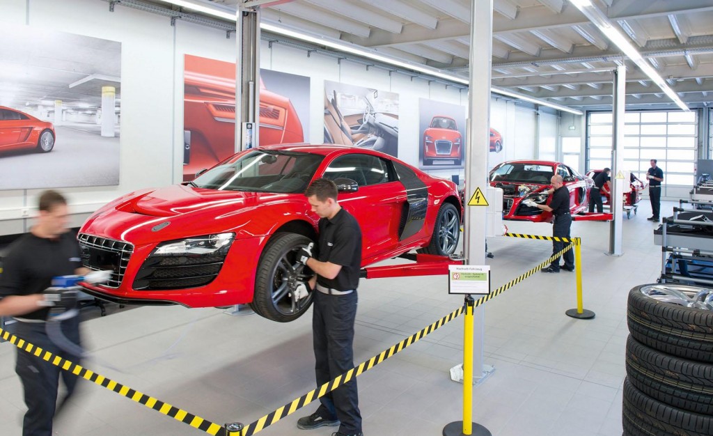 Behind The Scenes Look at Audi R8 e-Tron Production : Automotive Addicts