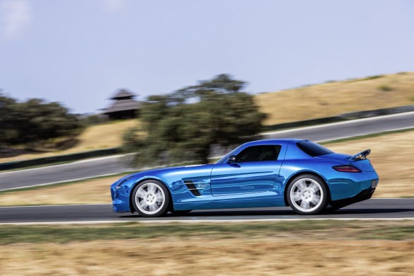Mercedes-Benz SLS Electric Drive Electrifies At 2012 Paris Motor Show ...
