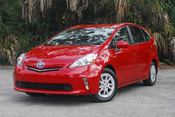 2013 Toyota Prius V Hybrid Review & Test Drive : Automotive Addicts