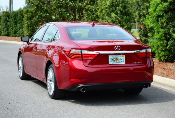 2013 Lexus ES350 Review & Test Drive : Automotive Addicts