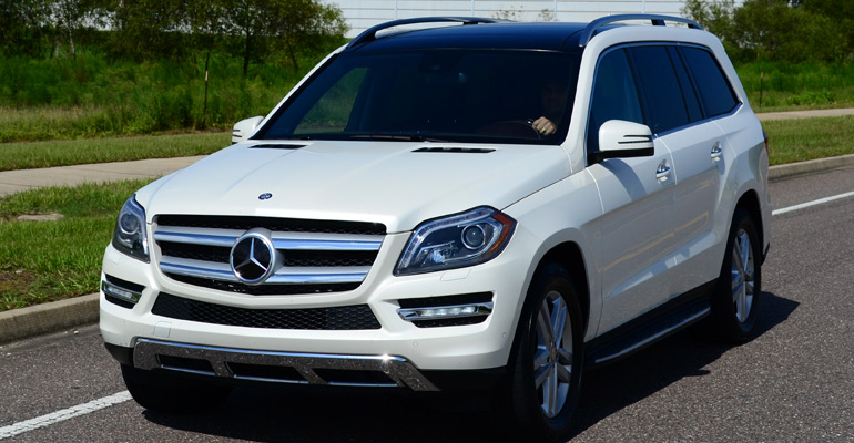 2013-mercedes-benz-gl350-bluetec-feature : Automotive Addicts