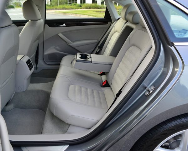 2014 Volkswagen Passat V6 SEL Premium Review & Test Drive : Automotive ...