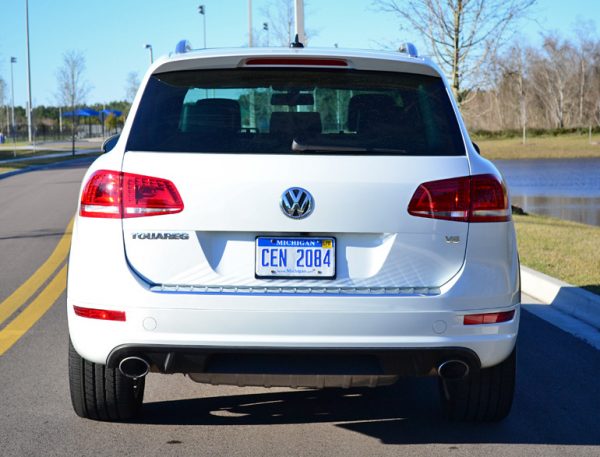 2014 Volkswagen Touareg V6 R-Line Review & Test Drive : Automotive Addicts