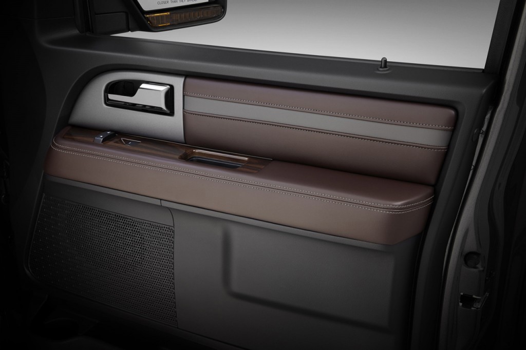 2015 Ford Expedition Revealed w/ EcoBoost Engine : Automotive Addicts