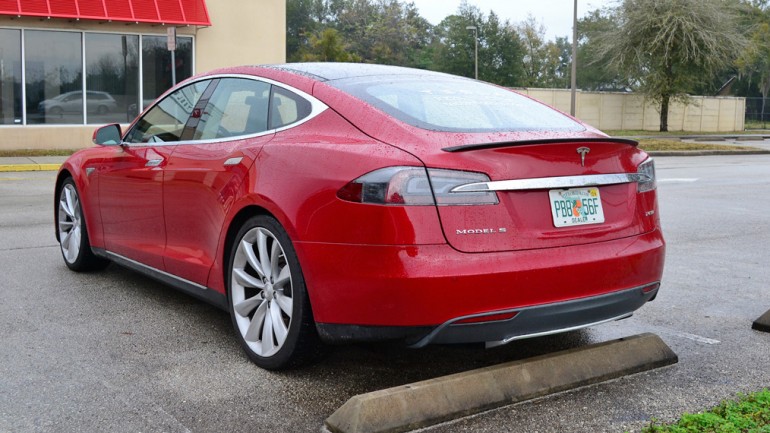Quick Drive In A Tesla Model S Envisions the Future for Us : Automotive ...