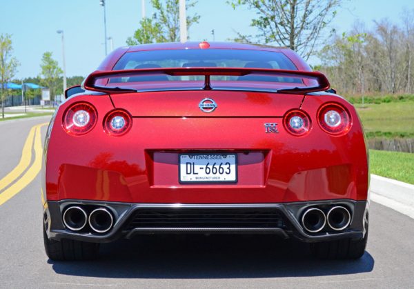2015 Nissan GT-R Premium Review & Test Drive : Automotive Addicts