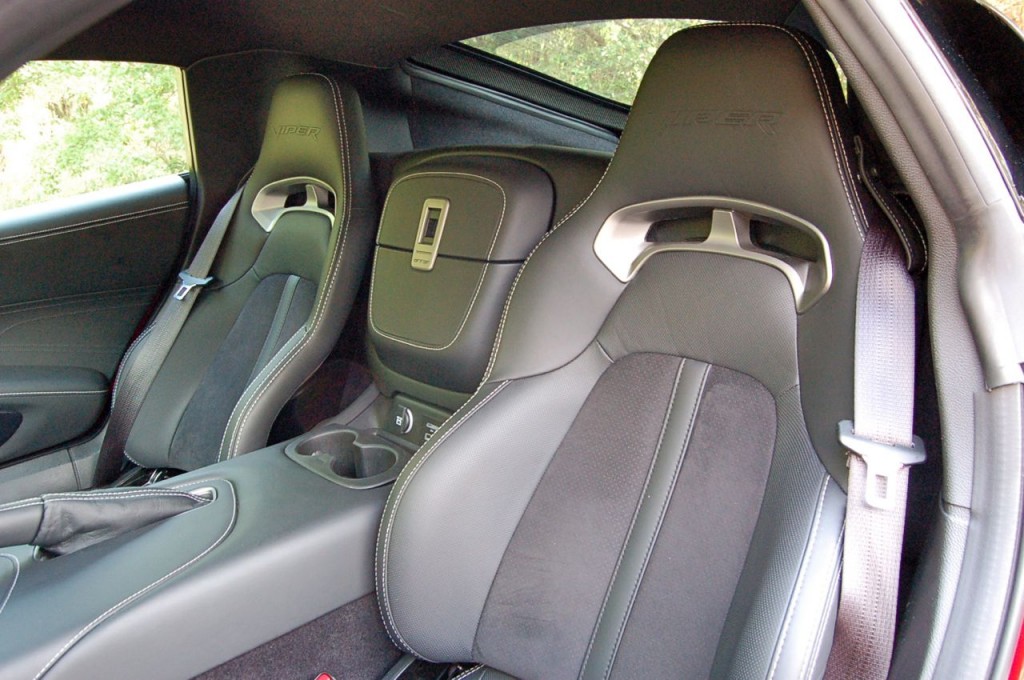 2014 SRT Viper Seats : Automotive Addicts