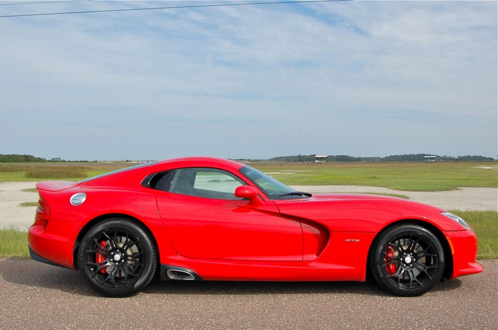 A good life, with cars, coffee and a captivating Viper : Automotive Addicts