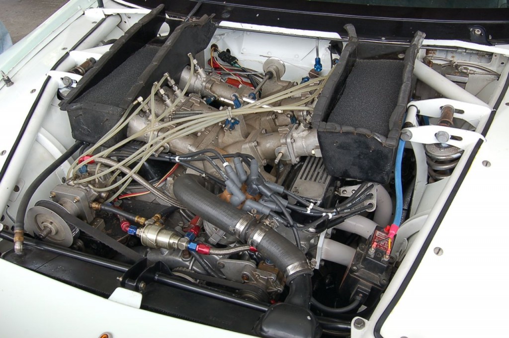 TR8 Engine : Automotive Addicts