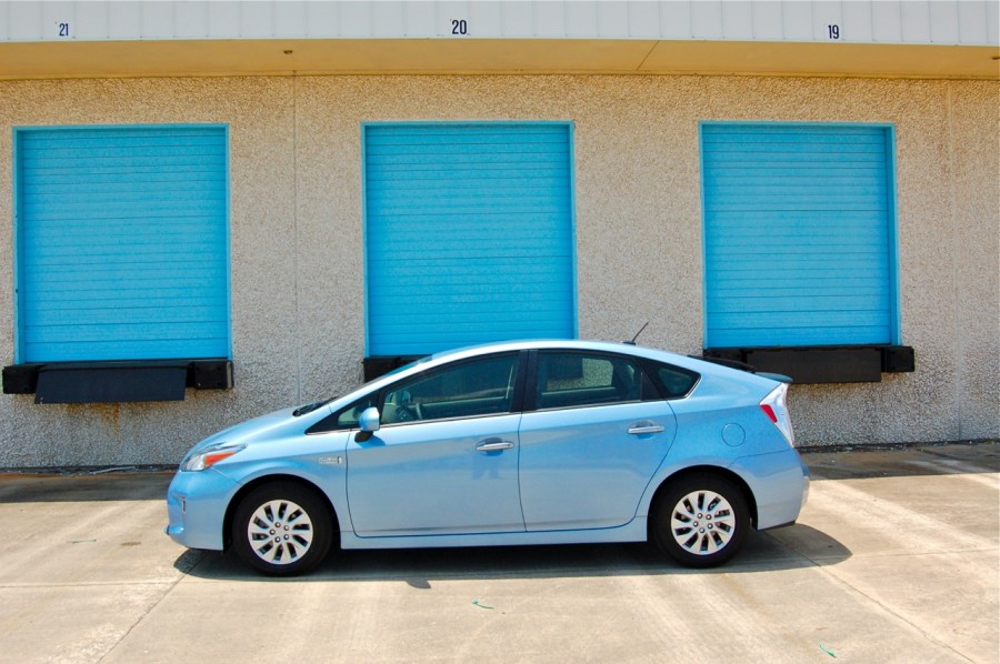 2014 Toyota Prius Plug-In : Automotive Addicts