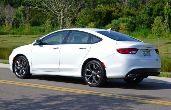 2015 Chrysler 200S AWD V6 Review & Test Drive : Automotive Addicts