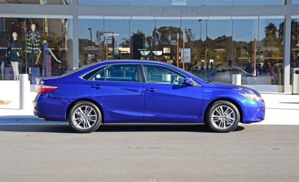2015 Toyota Camry First Driving Impressions : Automotive Addicts