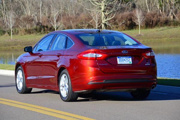 2015 Ford Fusion SE 1.5 EcoBoost Review & Test Drive : Automotive Addicts