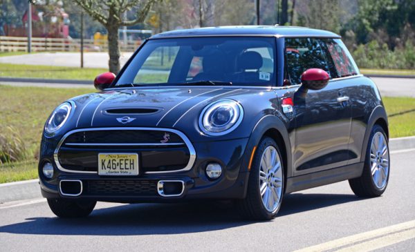 2015 Mini Cooper S Hatchback Quick Spin Review : Automotive Addicts