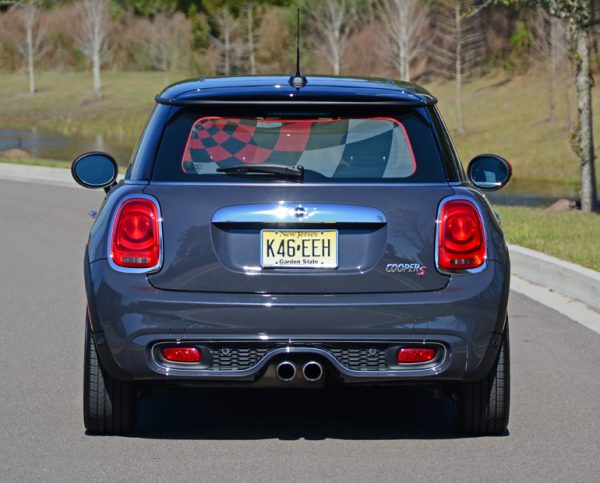 2015 Mini Cooper S Hatchback Quick Spin Review : Automotive Addicts