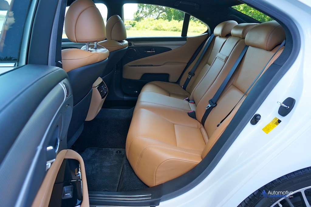 2015-lexus-ls460-f-sport-rear-seats : Automotive Addicts