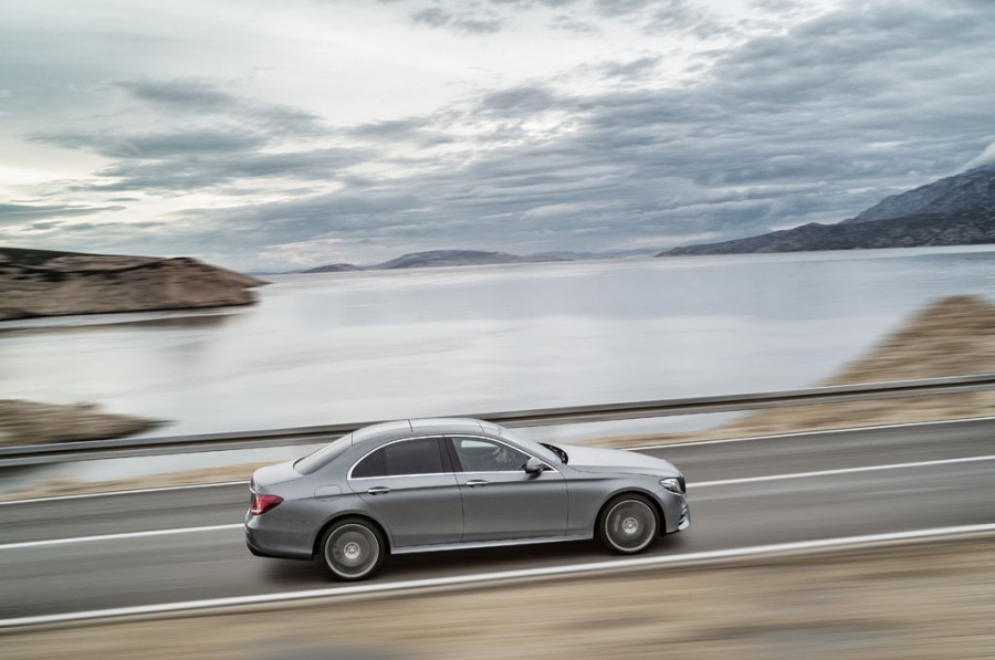 2017 Mercedes-Benz E Class Debuts at 2016 Detroit Auto Show ...