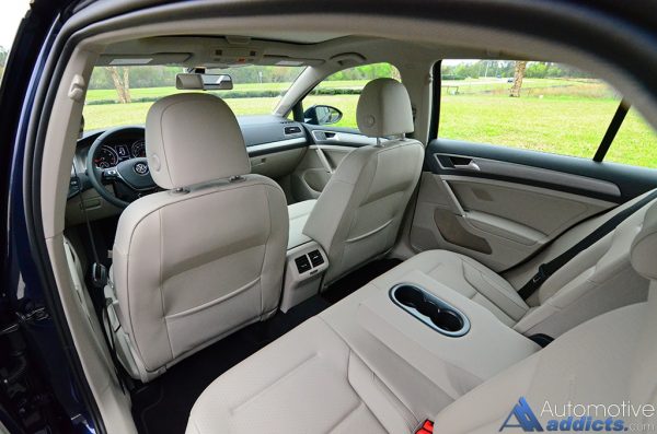 2017 Volkswagen Golf Hatchback Quick Spin Review : Automotive Addicts