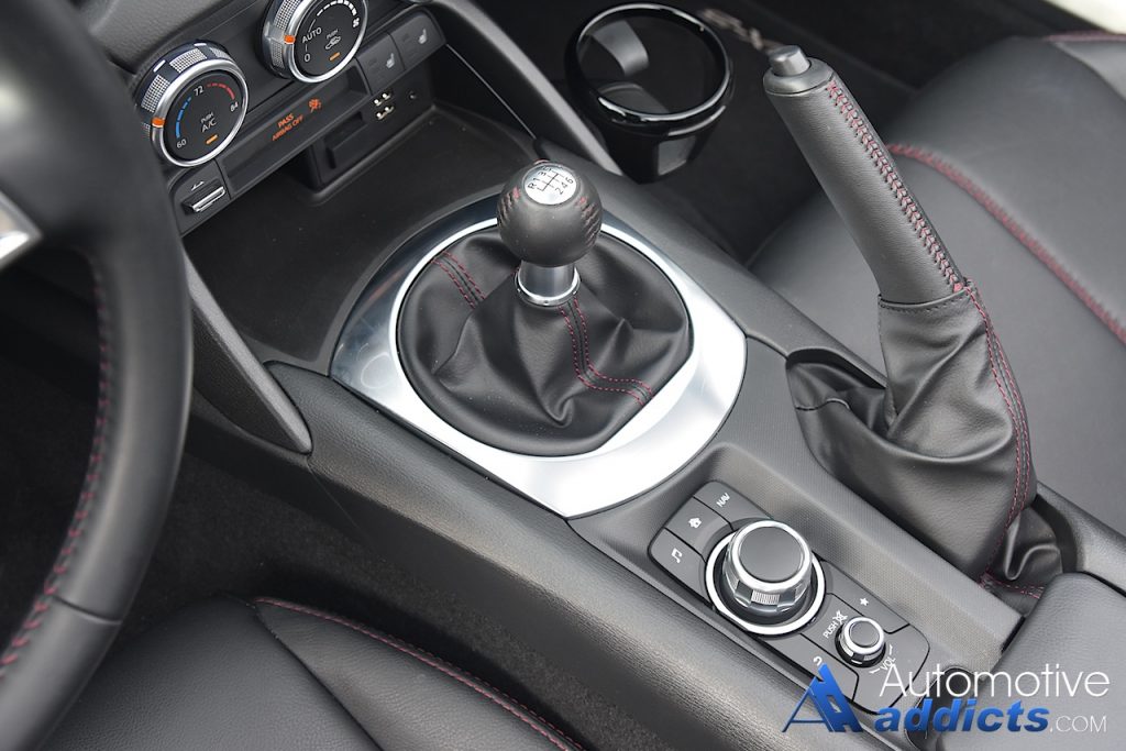 2017-mazda-mx-5-miata-rf-shifter : Automotive Addicts