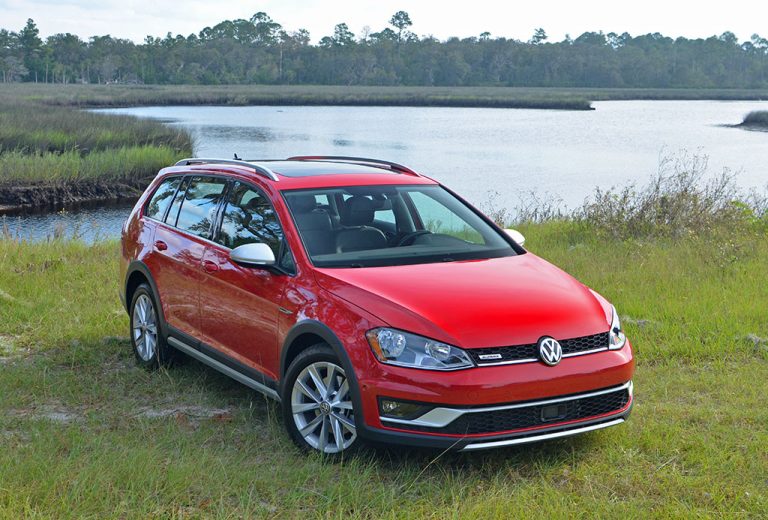 2017 Volkswagen Golf Alltrack SE Review & Test Drive : Automotive Addicts