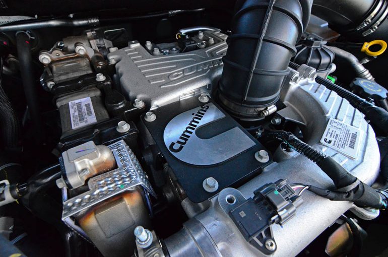 2018 Nissan Titan XD Diesel Crew Cab Review & Test Drive : Automotive ...