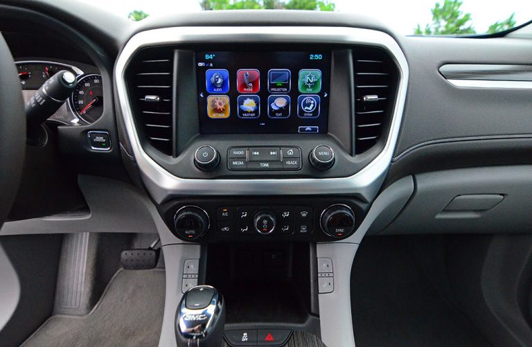 2018 GMC Acadia Review & Test Drive : Automotive Addicts