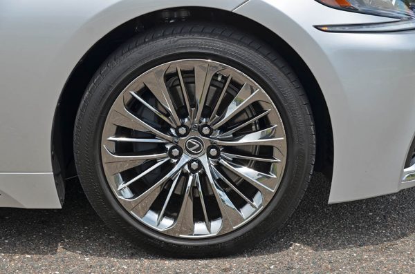 2018 Lexus LS 500 Review & Test Drive : Automotive Addicts