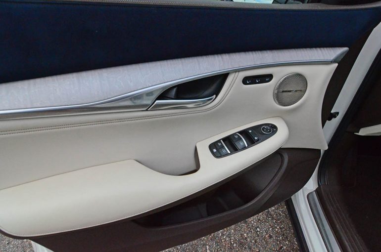 2019 Infiniti QX50 Essential AWD Review & Test Drive : Automotive Addicts