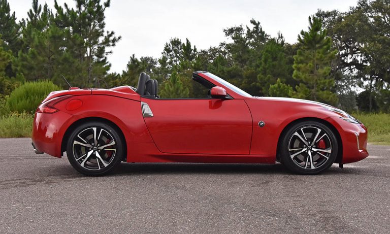 2019 Nissan 370Z Roadster Quick Spin Test Drive Review : Automotive Addicts