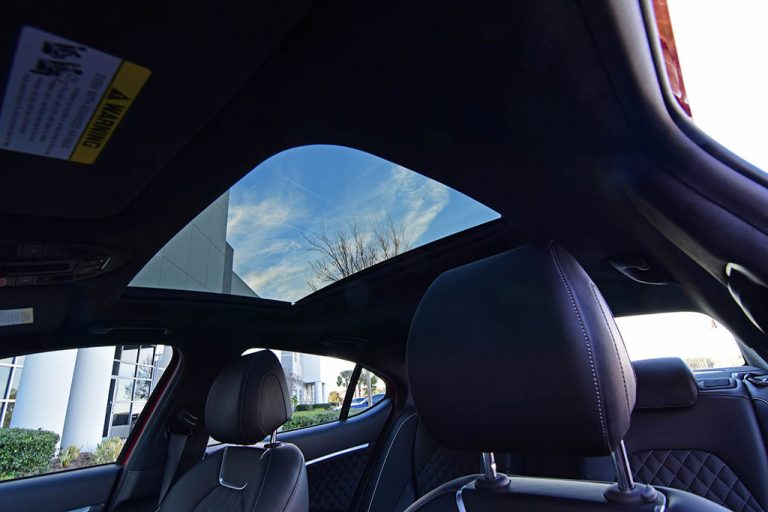 2019-genesis-g70-sport-sunroof : Automotive Addicts
