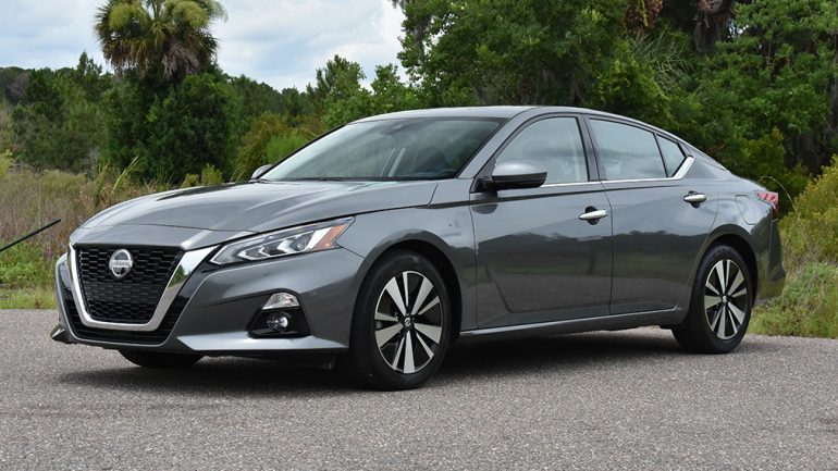 2019 Nissan Altima SV Review & Test Drive : Automotive Addicts