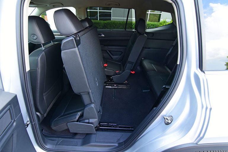 2019 Volkswagen Atlas V6 SE Technology Review & Test Drive : Automotive ...