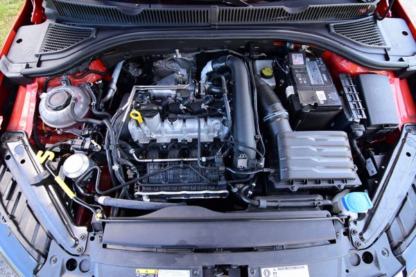 2019 Volkswagen Jetta 1.4T R-Line Review & Test Drive : Automotive Addicts