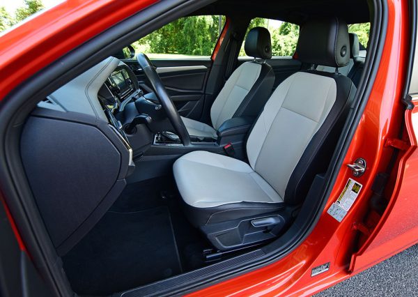 2019 Volkswagen Jetta 1.4T R-Line Review & Test Drive : Automotive Addicts