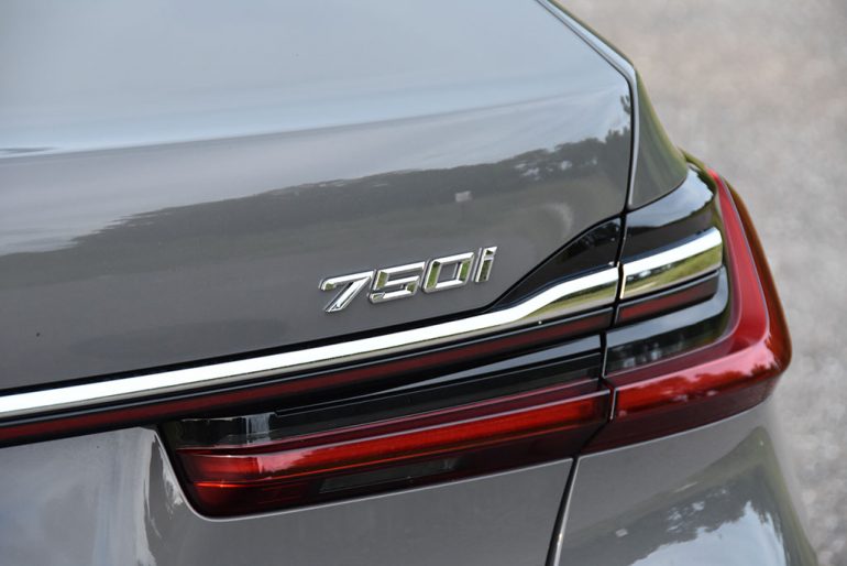 2020 BMW 750i Review & Test Drive : Automotive Addicts