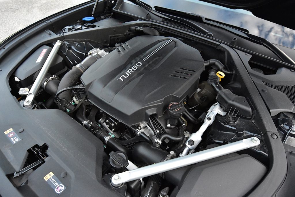 Closer Look: 2019 Kia K900 Luxury : Automotive Addicts