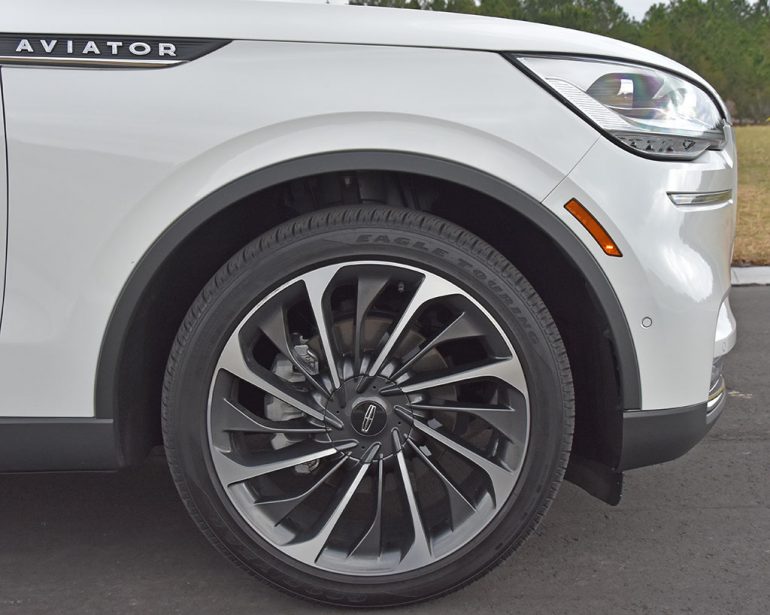 2020-lincoln-aviator-reserve-wheel-tire : Automotive Addicts